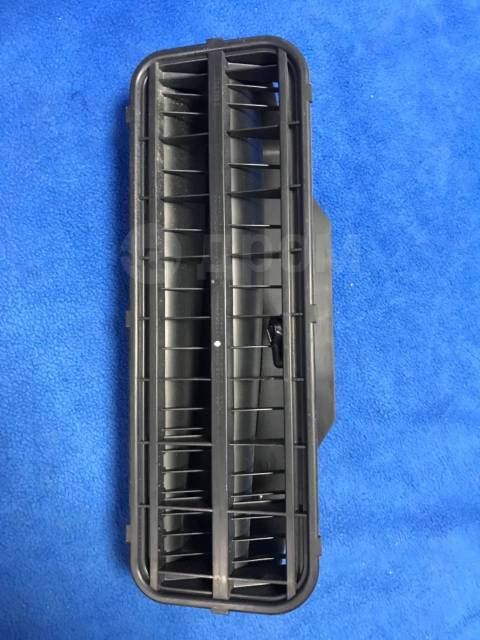 Купить Вентиляционная решетка заднего крыла BMW 7-series, E65 в ...