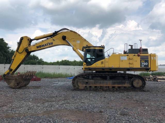 Продаётся Экскаватор Komatsu PC750-7 в Киселевске