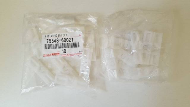 Купить Клипса молдинга лобового стекла Toyota Land Cruiser 200 / Lexus ...