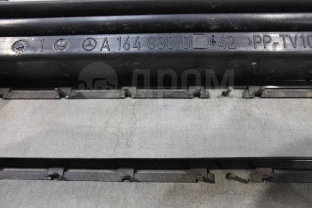 Купить Вентиляционная решетка багажника правая Mercedes-Benz W164 (MB ...