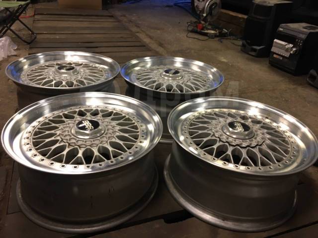 Bbs RS R17 оригинал, 17", 1 шт, Ширина диска 7.0/8.0" Вылет (ET) 45/50 мм. 5x100, 5x114.3, 8,50 ...