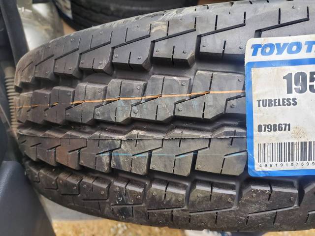 Toyo 195/70 R15, 15", 4 шт, 195 мм, 70 %, радиальный, летние, до 5 % ...