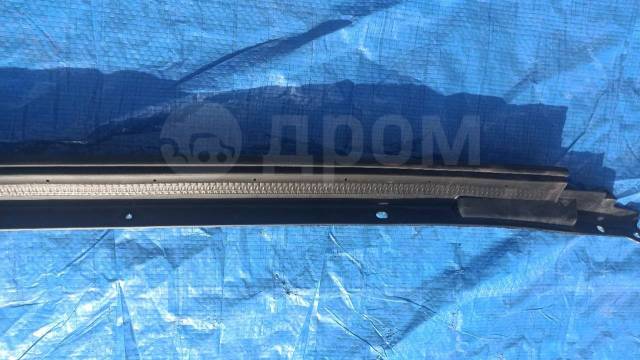 Купить Уплотнитель капота нижний Jeep Wrangler JL 2020г во Владивостоке ...