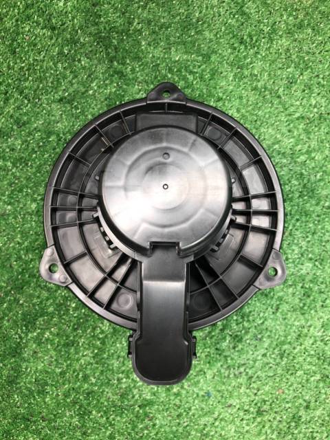 Купить Моторчик печки Hyundai Solaris 2017-2025 Kia Rio 2017-2025 в ...