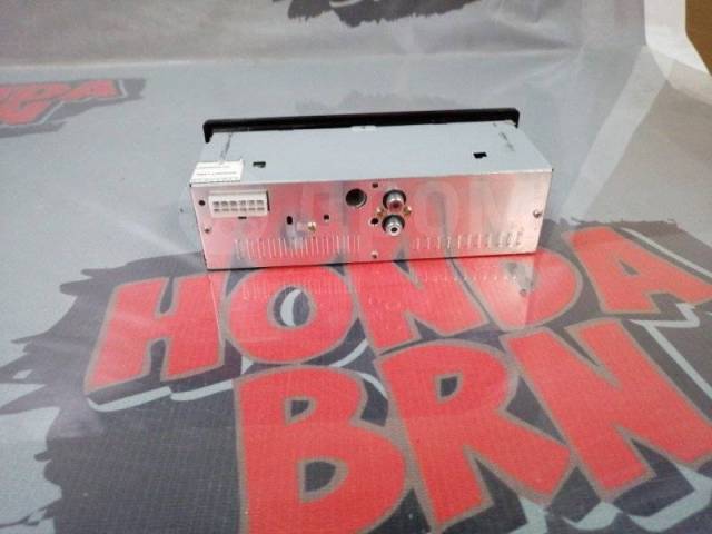 Купить Магнитола Honda Cr-V 1996 39100S10003 RD1 B20B в Барнауле по цене: 1 000₽ — объявление от ...