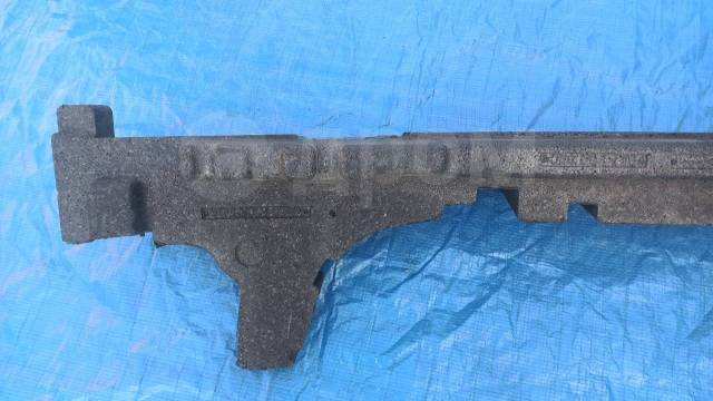 Купить Абсорбер переднего бампера GMC Yukon Denali 07г 6.2L во ...