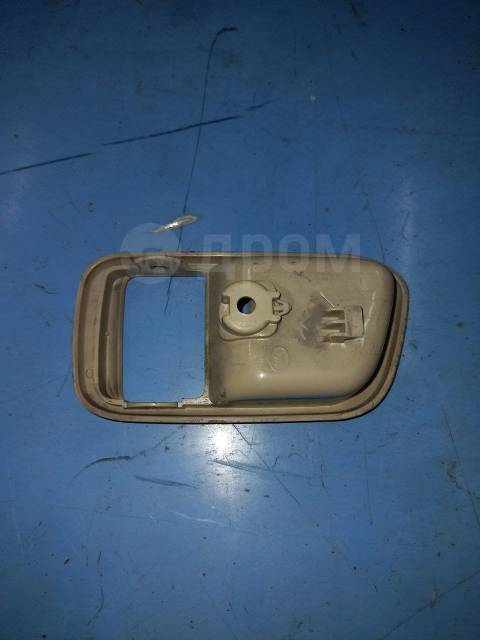 Купить Чашка под ручку Chery Tiggo T11 2008 [T116105131], левая ...