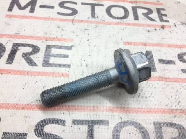 Купить Болт шкива коленвала Mercedes-Benz R-Class 2006 A0069907004 W251 ...