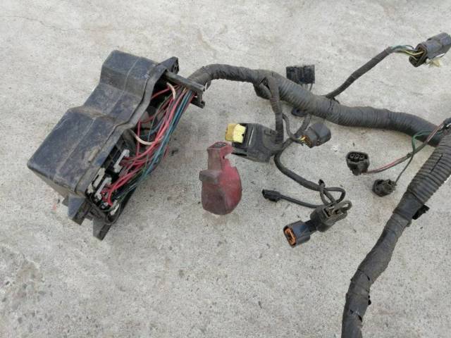 Купить Проводка моторного отсека Mitsubishi Pajero 1995 MR193927 V26 ...