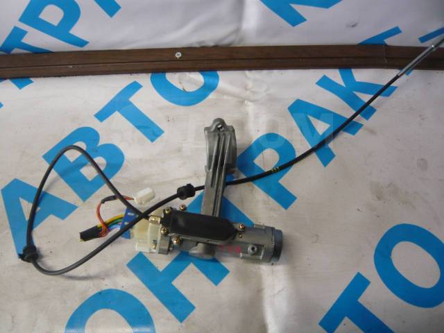 Купить Замок зажигания Hyundai Getz 2006 379-33 в Кемерово по цене: 1 ...