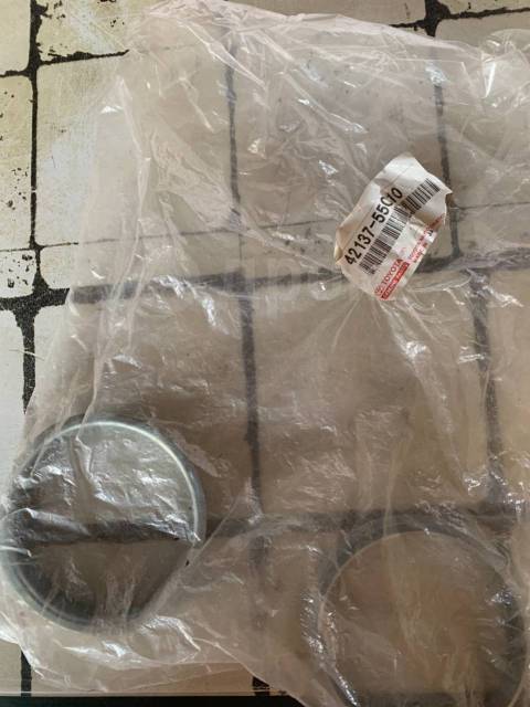 Купить Сальник полуоси заднего моста тойота ленд крузер 100 в Москве по ...