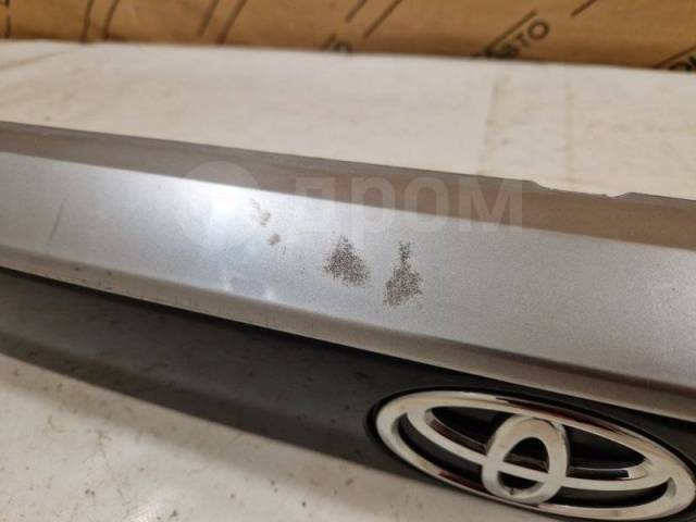 Купить Накладка крышки багажника Toyota Rav4 7680142908 50 в Москве по ...
