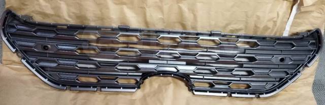 Купить 5311242210 Решетка радиатора новая оригинал Toyota RAV 2020- в ...