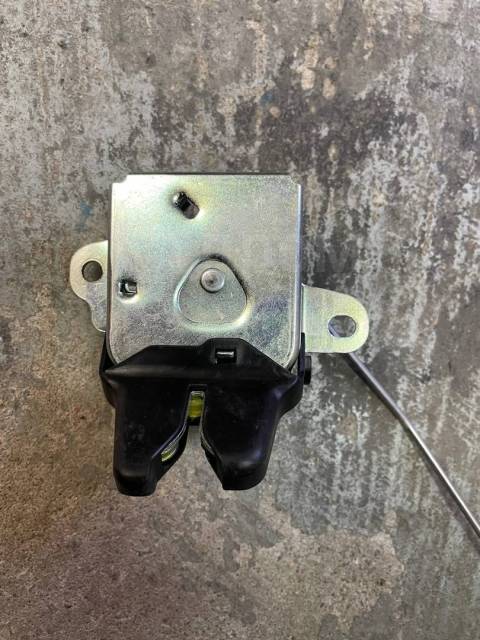 Купить Замок багажника Toyota Corolla NZE121 NZE120 NZE124 ZZE122 в ...
