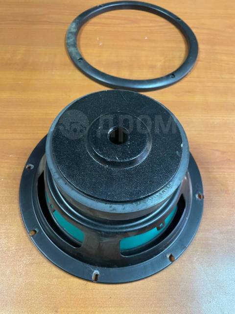Динамик сабвуфера 8 дюймов 250 ватт ESX - Динамики и сабвуферы во ...
