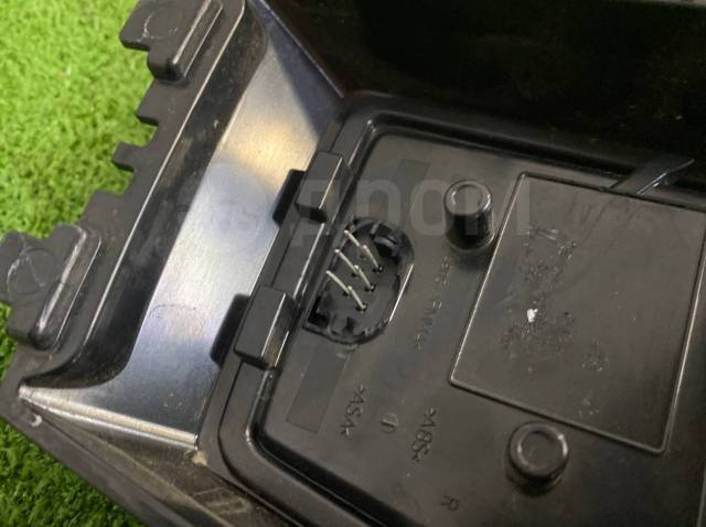 Купить Указатель поворота Mercedes-Benz G-Class A4639063601 W464 ...