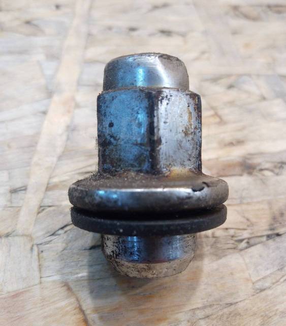 Купить Гайки колесные Lexus LX470 LX570 TLC 100/200 20 штук шаг 1,5х1,4 ...