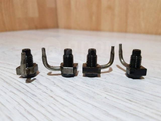 Купить Форсунка масляная Volkswagen Beetle 2001 06B103154 AVH в Санкт ...