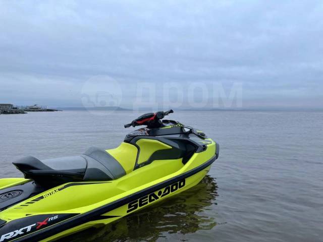 Продаю гидроцикл BRP Sea-Doo RXT, 2018 год, 300,00 л.с. б/у, в наличии. Цена: 2 050 000₽ в Иркутске