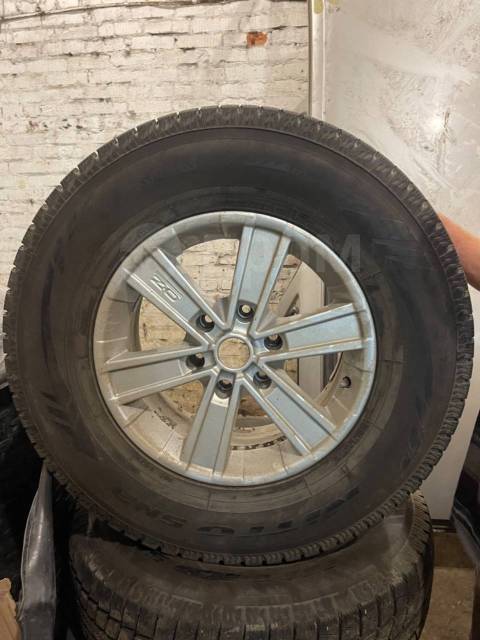 Продам колеса на 17, 17", 1 шт, 265 мм, 70 %, радиальный, 265/70/17 ...