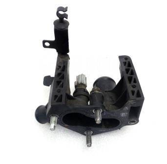 Купить Фланец двигателя системы охлаждения Ford Focus 2 (2005-2011 ...