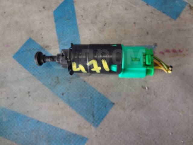 Купить Датчик включения стоп сигнала Peugeot 207 2008 471-18 в Кемерово ...