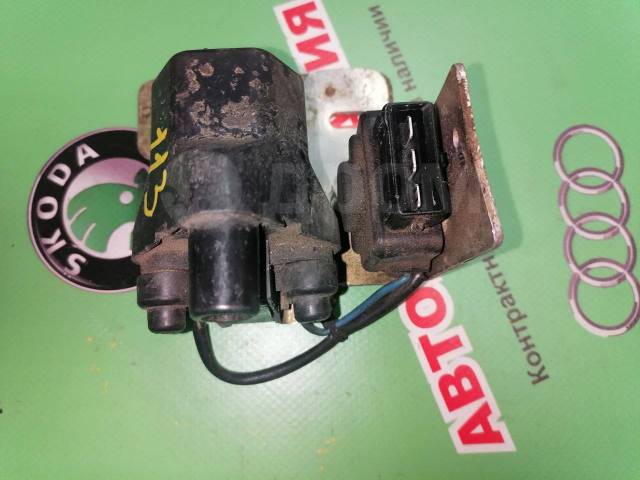Купить Катушка зажигания Audi 80 B3, B4 (443905105D) в Новосибирске по ...