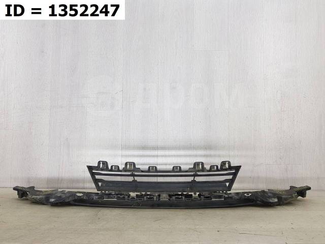 Купить Накладка на бампер передняя BMW 3 Series 6, F30 F31 БМВ 3 ...