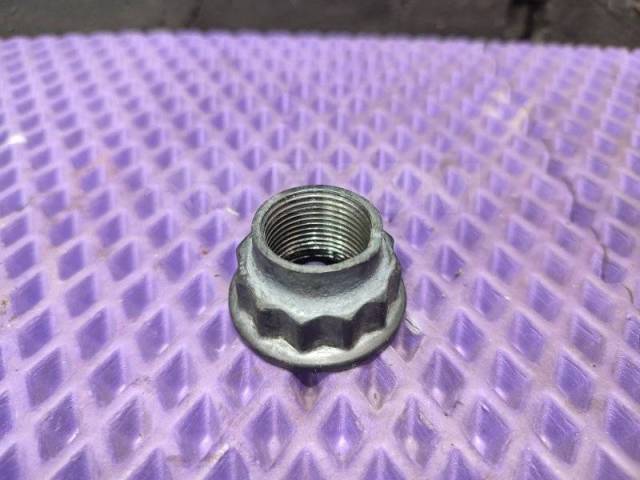 Купить Гайка привода Lexus Rx450H 2015 9017722001 GYL25-0002415 2Grfxe ...