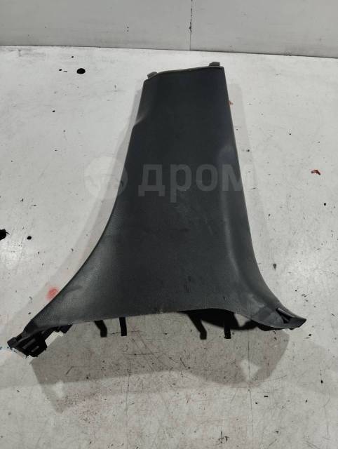 Купить Обшивка центральной стойки(правая нижняя) [A1666902725] для ...