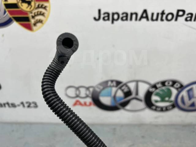 Купить Трубка вакуумная с клапаном Volkswagen Golf 2011 03C133514AQ 1K ...