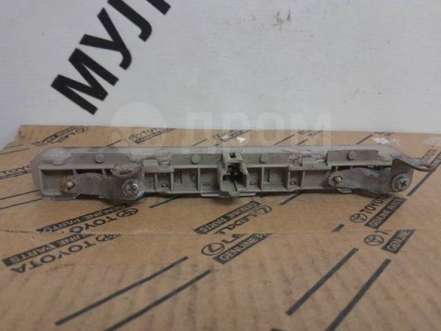 Купить Стоп-сигнал Toyota Land Cruiser 8157052210 200, задний в ...