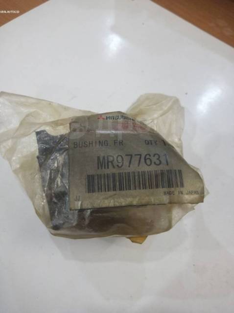 Купить Втулка стабилизатора Mitsubishi MR977631 в Екатеринбурге по цене ...