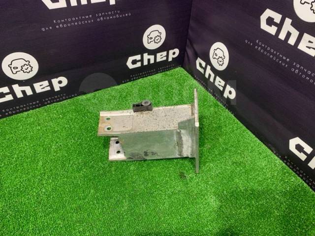 Купить Кронштейн усилителя бампера Audi A4 2012 8K0807133D B8 2.0 TSI ...