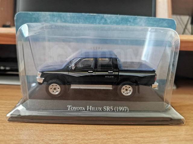 Модель Toyota Hilux SR5, 1:43, Металл, б/у, в наличии. Цена: 4 999₽ во Владивостоке