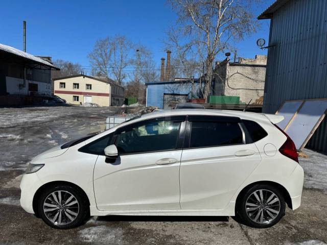 Honda Fit, 2015, GK5, L15B в Хабаровске