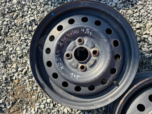 Штамповка Toyota r14 4/100, 14", 1 шт, Ширина диска 4.5" Вылет (ET) 45 ...