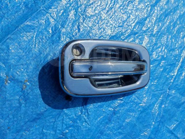 Купить Ручка двери внешняя левая передняя Cadillac Escalade 2, 2004 год ...