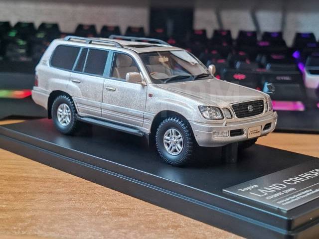 Модель Toyota Land Cruiser Cygnus Lexus LX470 2001 Hi-Story 1:43 Смола ...
