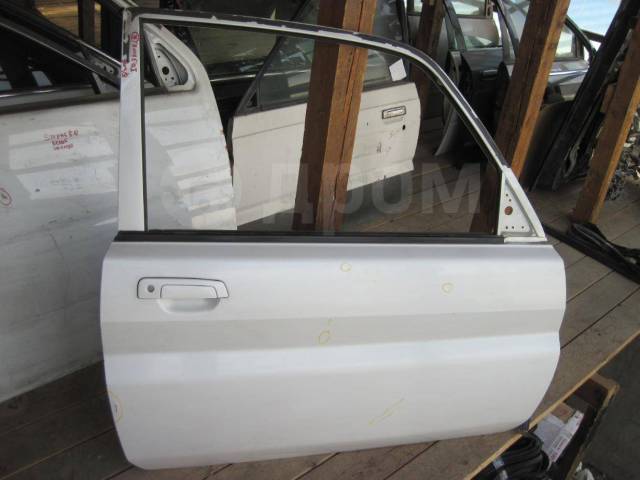 Купить Дверь Mitsubishi Pajero IO H66W H61W H71W H76W H62W H67W H72W H77W, правая передняя во ...