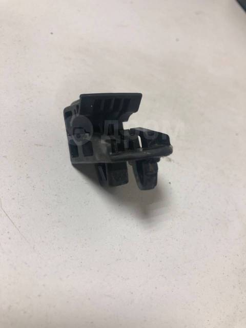 Купить Клипса крепления фары в Новосибирске по цене: 50₽ — частное ...