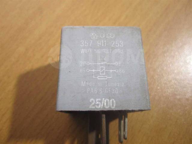 Купить Реле свечей накала Volkswagen Touareg [357911253] в Челябинске ...