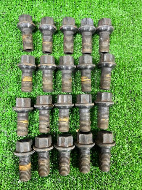 Купить Болты колёсные Mercedes-Benz Cla-Class A0009908307 в Хабаровске ...