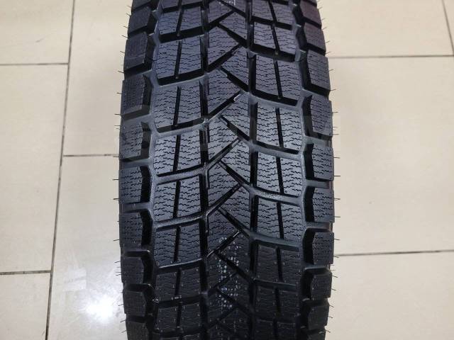 Maxxis SS-01 Presa SUV, 225/70 R16 103Q, 16", 1 шт, 225 мм, 70 %, радиальный, зимние. Цена: 13 ...