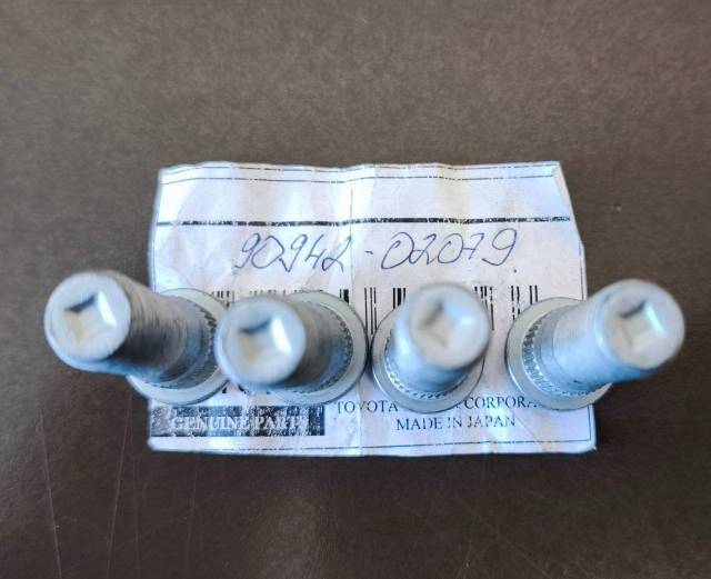 Купить Шпилька колесная KDN215, KDJ12#, KCH4# 90942-02079 Toyota во ...