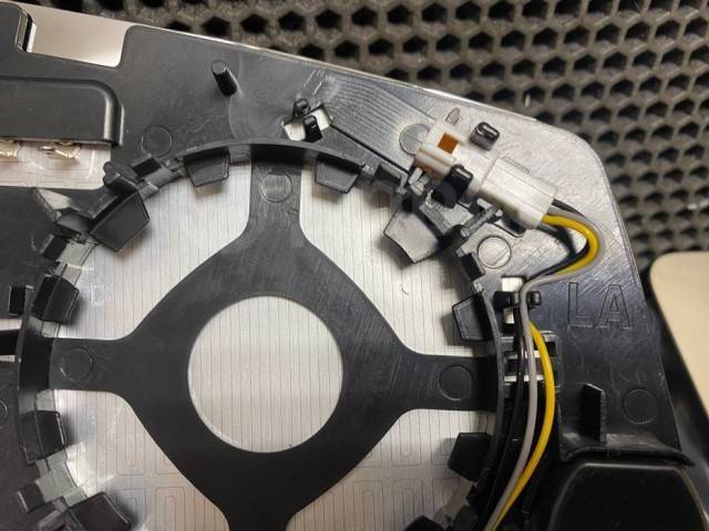 Купить Зеркальный элемент левый Mercedes 164 166 251 292 463 ...