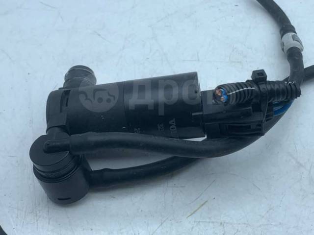 Купить Насос (моторчик) омывателя стекла Volvo XC60 2 внедорожник 2023 ...