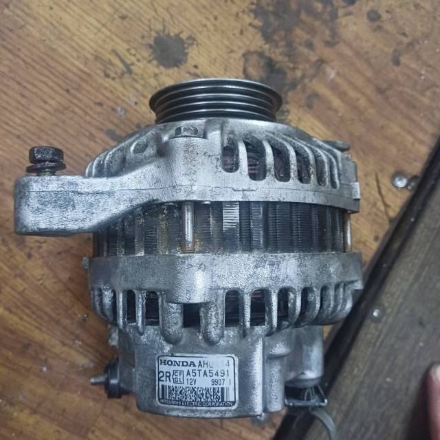 Купить Генератор Honda Capa,civik 31100PEJ004 GA4 D15B в Северске по цене: 5 000₽ — частное ...