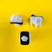 7539642020 Клипса крепления молдинга арки купить в Новосибирске на Дроме