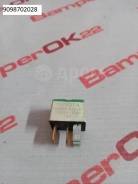 Запчасть 9098702028 - Купить реле фар! Цены. Фото автозапчастей
